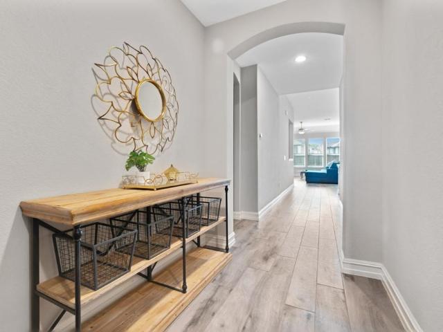 9613 Trailway Drive