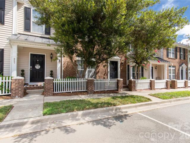 961 Coolsprings Lane
