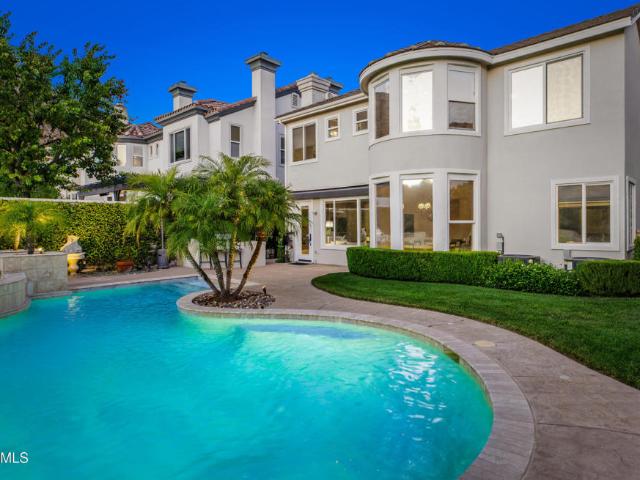 961 Alexandra Court