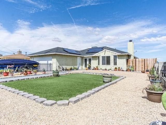 961 Arroyo Dr, Barstow, CA 92311