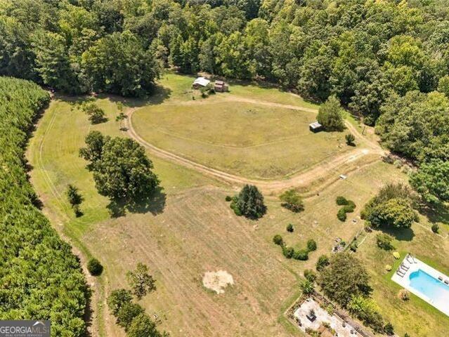 961 Birdie Road