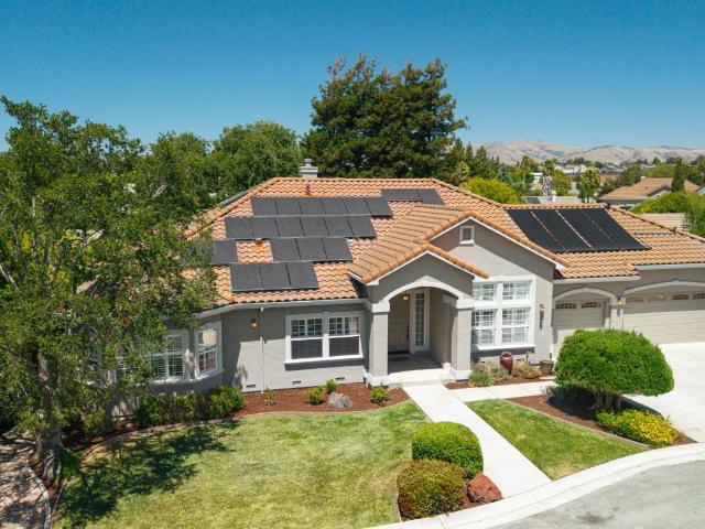 961 Oak Creek Court