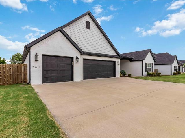 961 Osage View Drive