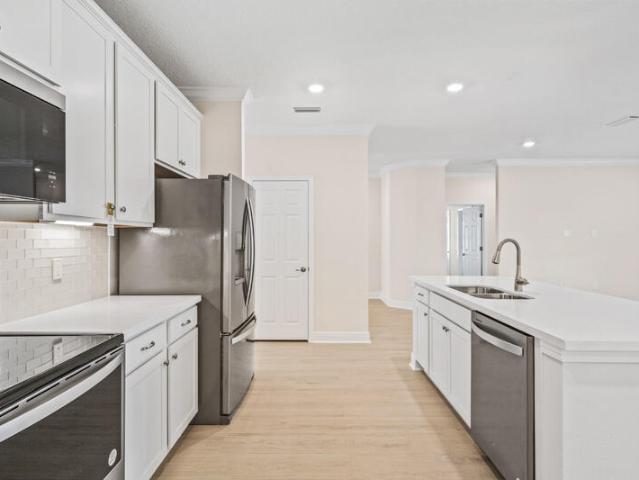 961 N Coastal Breeze Dr, Freeport, FL 32439 | MLS #989864