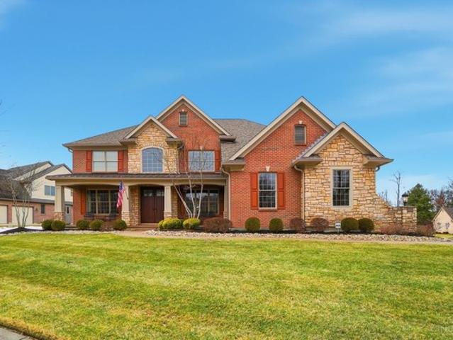 961 River Forest Dr, Hamilton Township, OH 45039