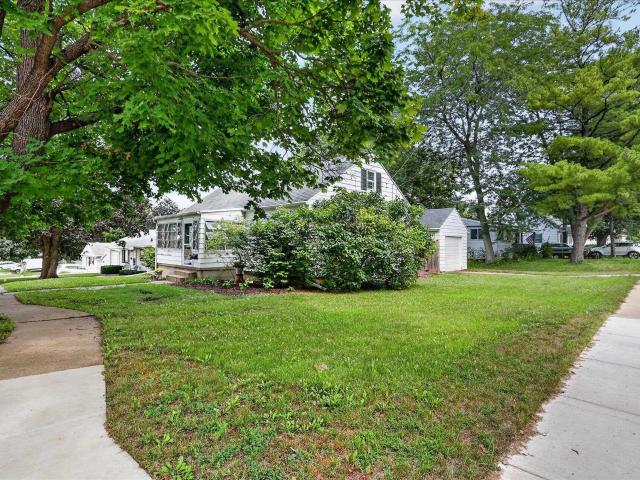 961 W Jefferson Street