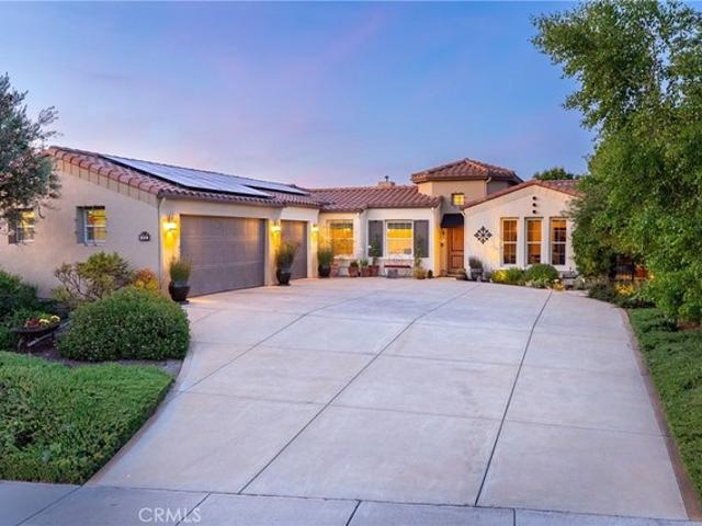 961 Vista Cerro Dr, Paso Robles, CA 93446