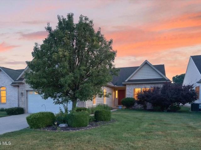 9624 Captiva Dr, Sylvania, OH 43560
