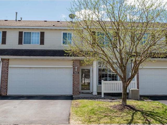 9624 Peony Ln N, Maple Grove, MN 55311