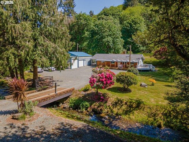 96258 Coos Sumner Ln, Coos Bay, OR 97420