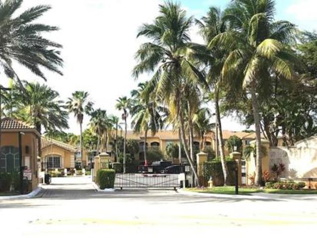 9625 1st Ct NW #11 303, Pembroke Pines, FL 33024