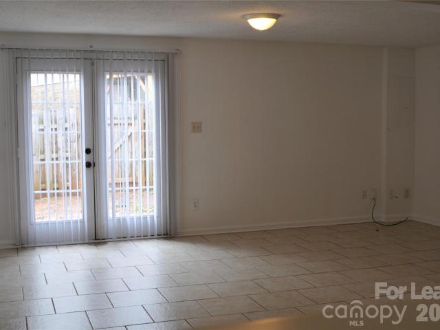 9626 C Vinca Circle