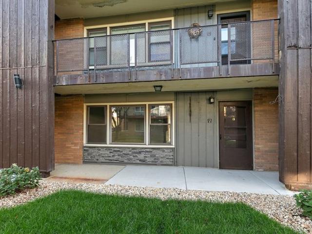 9626 W Higgins Rd Apt 1EN, Rosemont, IL 60018