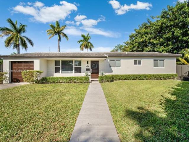 9621 SW 58th St, Miami, FL 33173