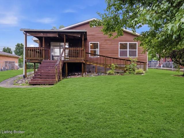 9622 Maple Rd