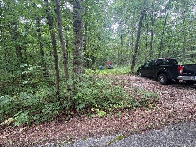 9622 E Birch Rd, Bloomfield, IN 47424