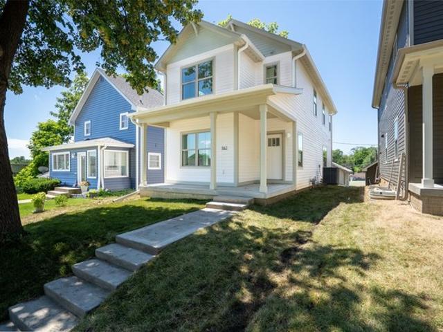 962 26th St, Des Moines, IA 50312