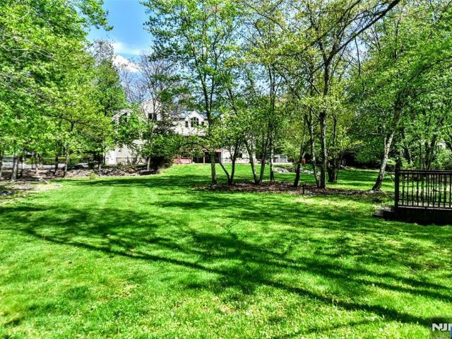 962 Arapaho Trail