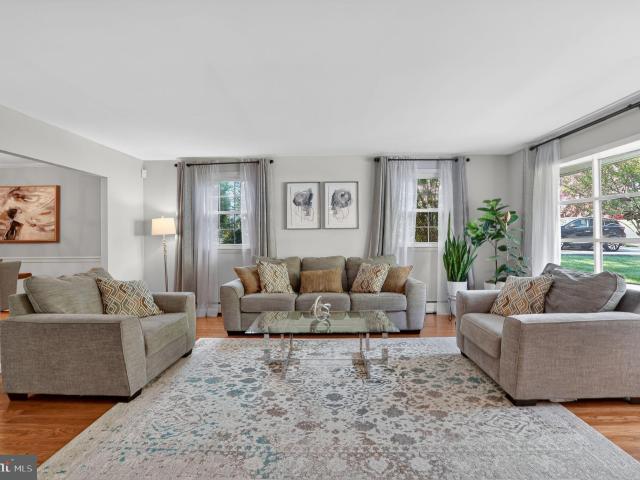 962 Edwards Dr, Springfield, PA 19064 | MLS #PADE2113 | Compass