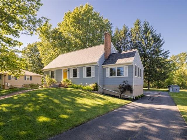 962 Martin Rd, West Henrietta, NY 14586