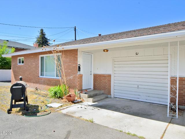 962 Roberts St, Reno, NV 89502 | MLS #260005 | Compass