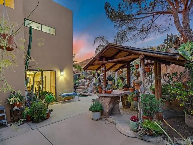 9634 Eucalyptus St, Spring Valley, CA 91977 | MLS #260009