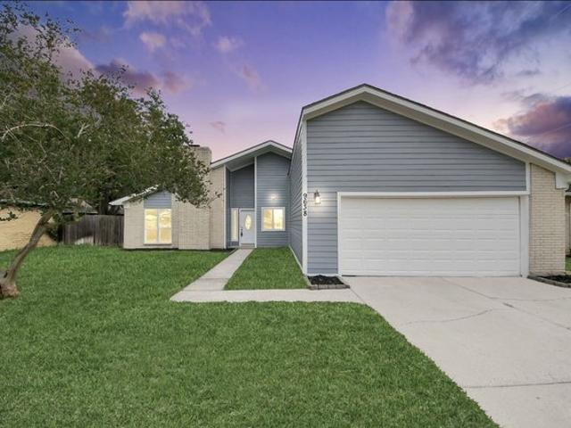 9638 Ravensworth Dr, Houston, TX 77031