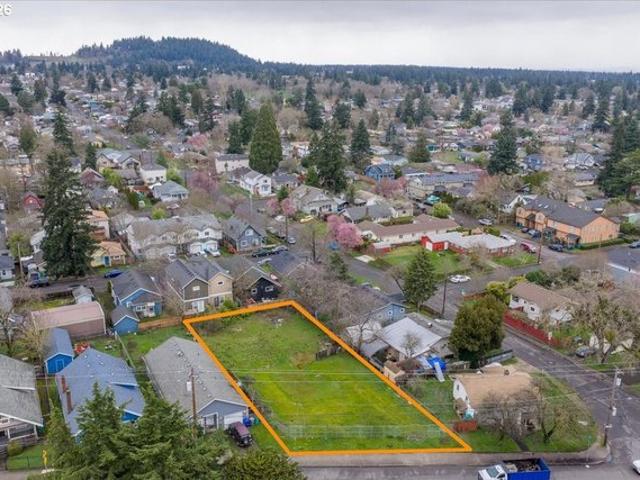 9639 SE Foster Rd, Portland, OR 97266