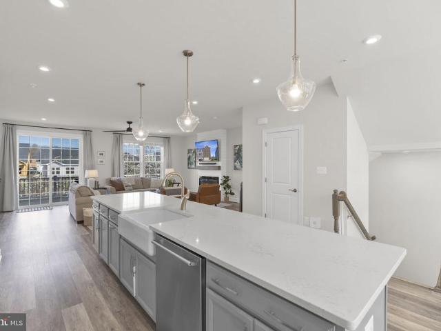 9630 Glassy Creek Way
