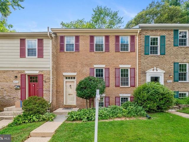 9630 Lindenbrook St, Fairfax, VA 22031