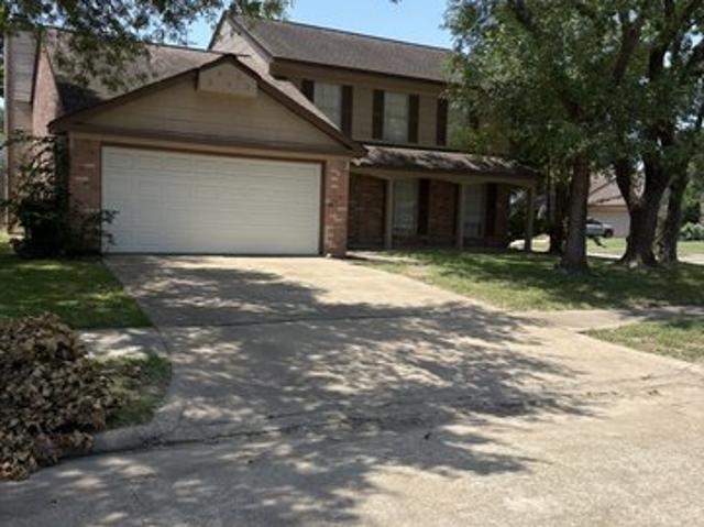 9631 Oldenburg Ln, Houston, TX 77065