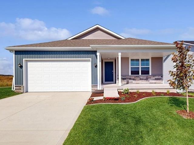 9631 Brighton Way SW, Cedar Rapids, IA 52404