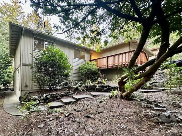 9632 49th Street W