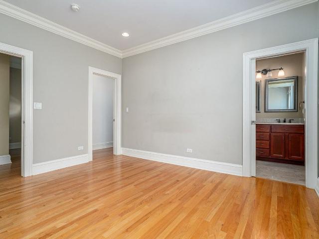 963 973 East 61st Street 2 Bedroom Apartment for Rent at 963 E 61st St, Chicago, IL 60637 Woodlawn