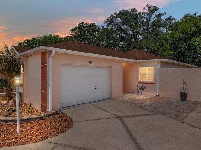 963 Avalon Ave, The Villages, FL 32159