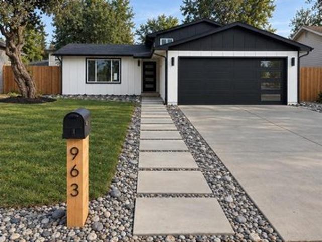963 E 7th Ave, Broomfield, CO 80020