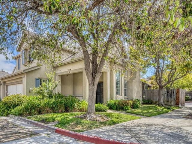 963 Fitzgerald St, Salinas, CA 93906