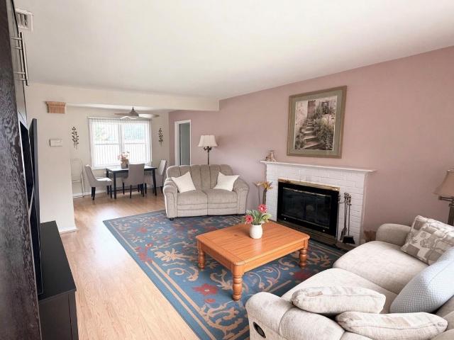 963 Hastings Street