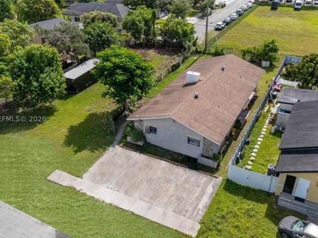 963 NE 5th Ave, Homestead, FL 33030
