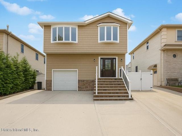 963 Sinclair Ave, Staten Island, NY 10309