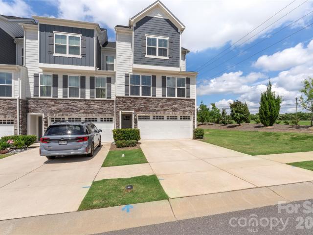 963 Portrush Lane