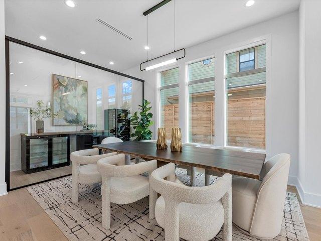 963 W 41st St, Houston, TX 77018