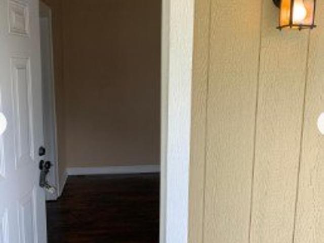 963 Waverly Ave, Kansas City, KS 66101