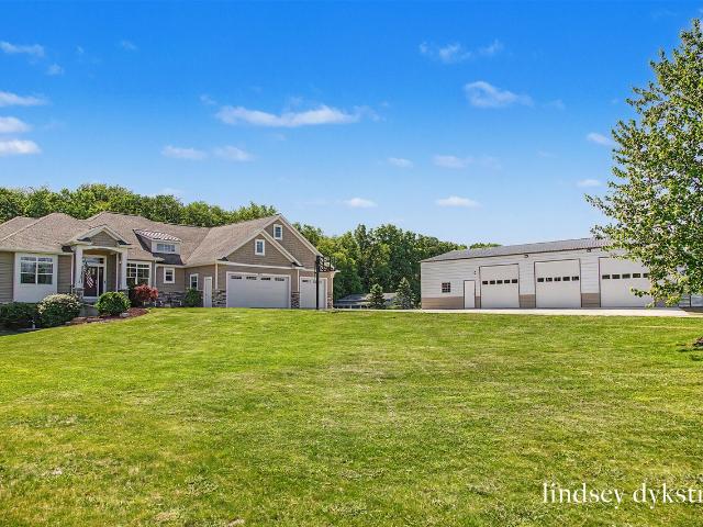 9644 Meadow Valley