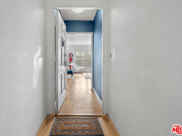 9645 W Olympic Boulevard 1/2