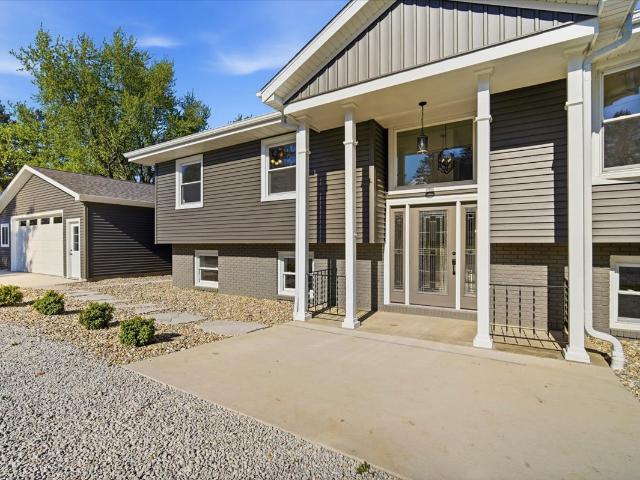 9646 Ridgewood Court