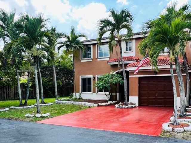 9646 163rd Pl SW, Miami, FL 33196