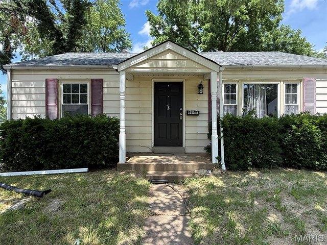 9647 Margo Ann Ln, Saint Ann, MO 63134