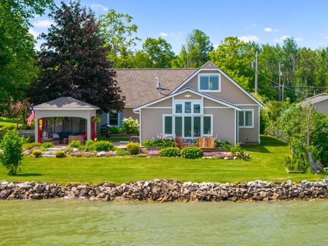 9647 W Long Lake Rd, Alpena, MI 49707