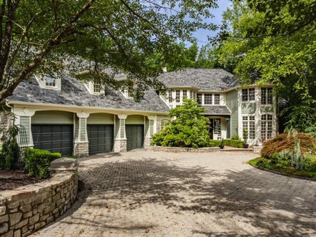 9648 Irishmans Run Ln, Zionsville, IN 46077